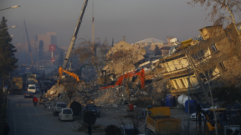 Число погибших в результате землетрясений в Турции превысило 20 тысяч