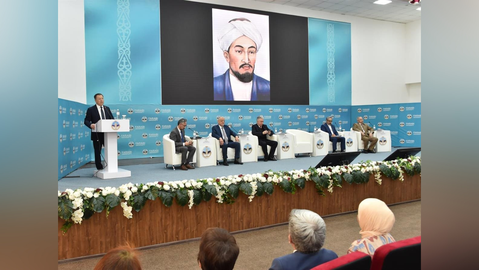 Philosophy of Language and the Language of Philosophy of Abu Nasr al-Farabi